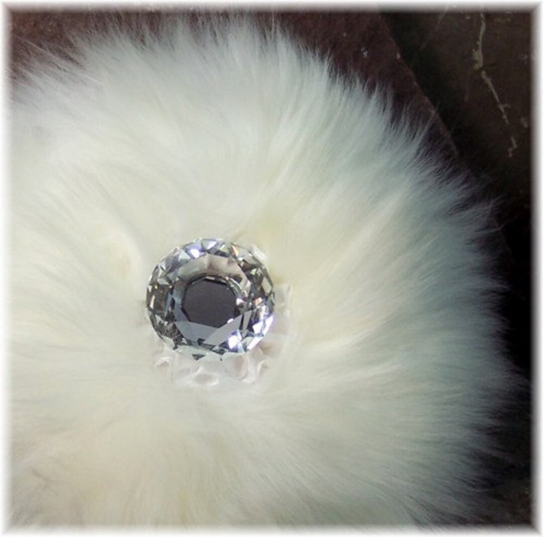 Luxury Natural Merino Wool Body Powder Puff With Faceted Crystal Handle ...