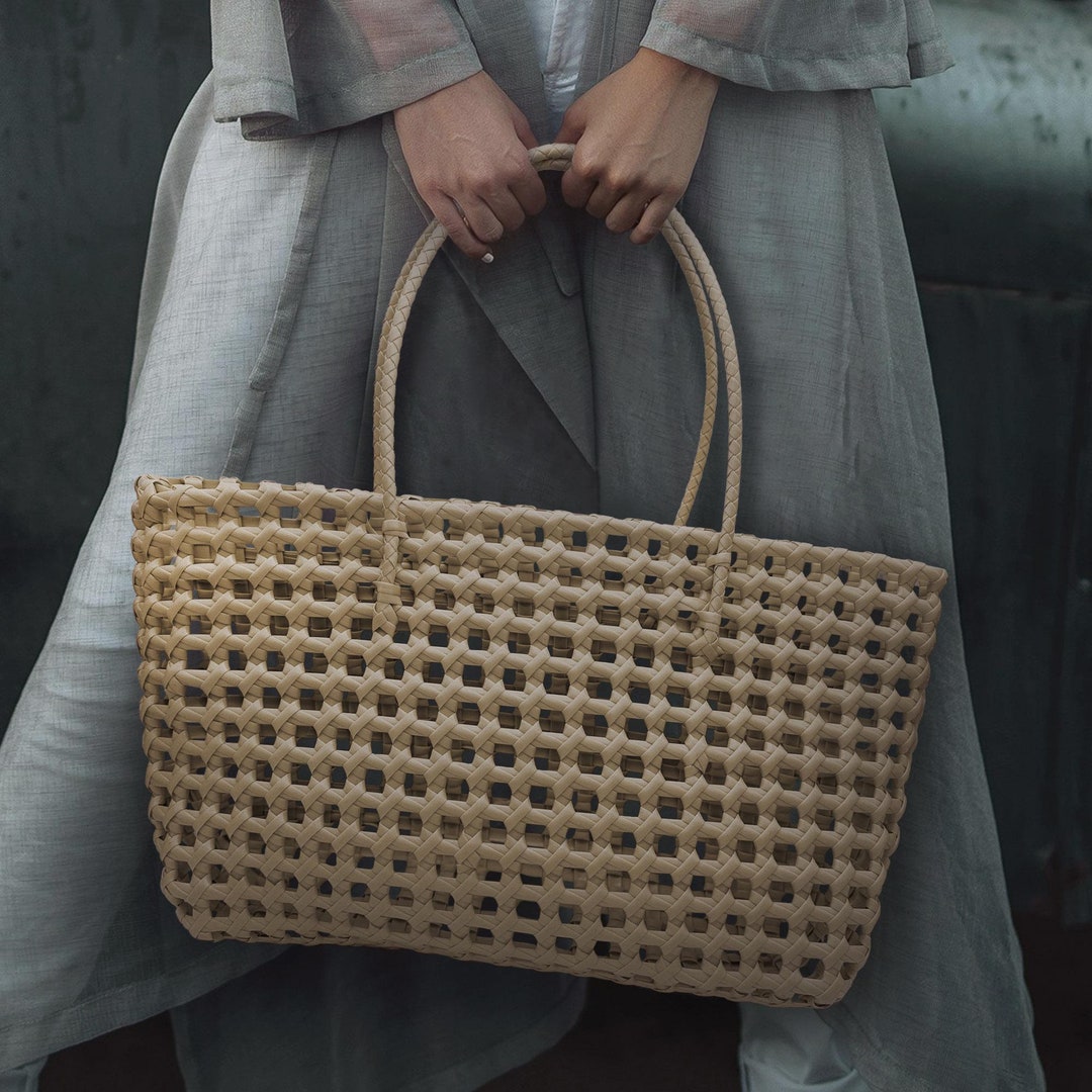 Large Fashion Woven Tote Bag. Woven With Recycled Plastic. Jelly Bag ...