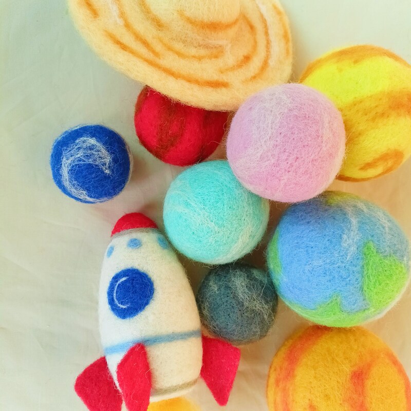Felt Solar System - Etsy