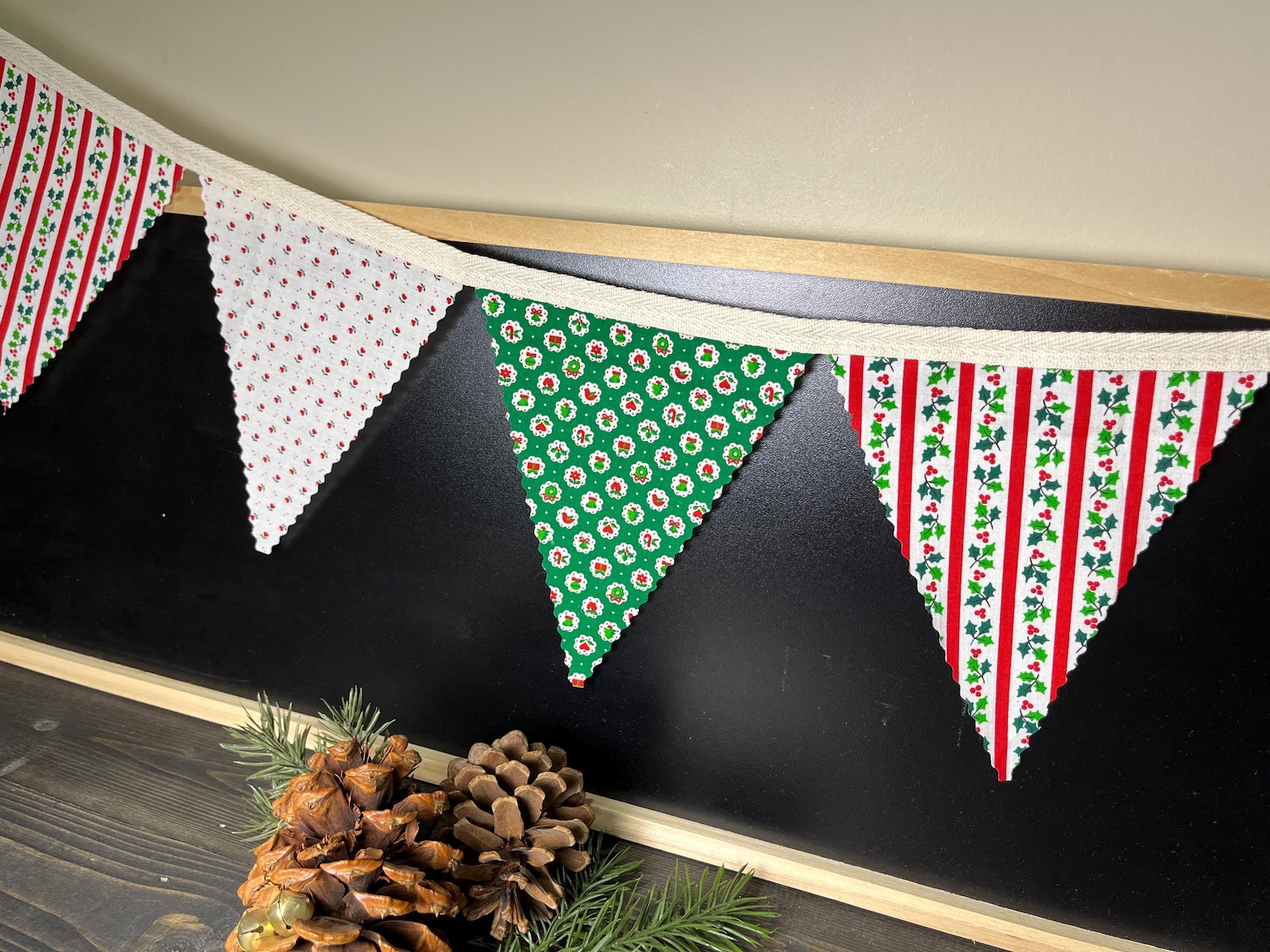 Vintage Christmas Bunting, Fabric Triangle Banner, Fireplace Mantle ...