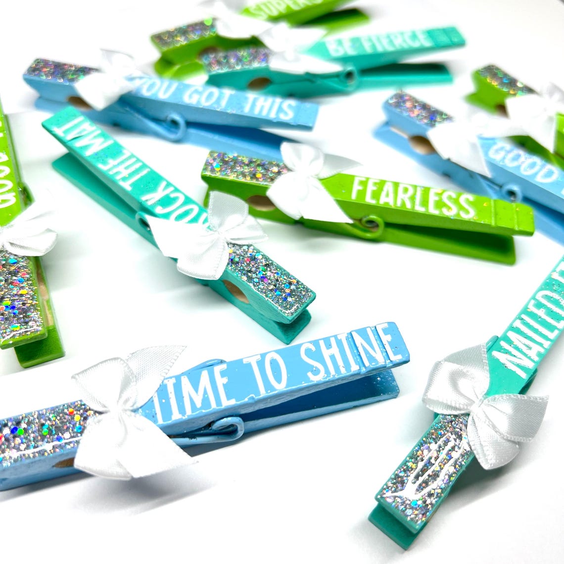 CHEER SPIRIT 10 Glitter Cheer Pins, Team Spirit Pins, Good Luck Cheer Pin, Cheer Competition ...