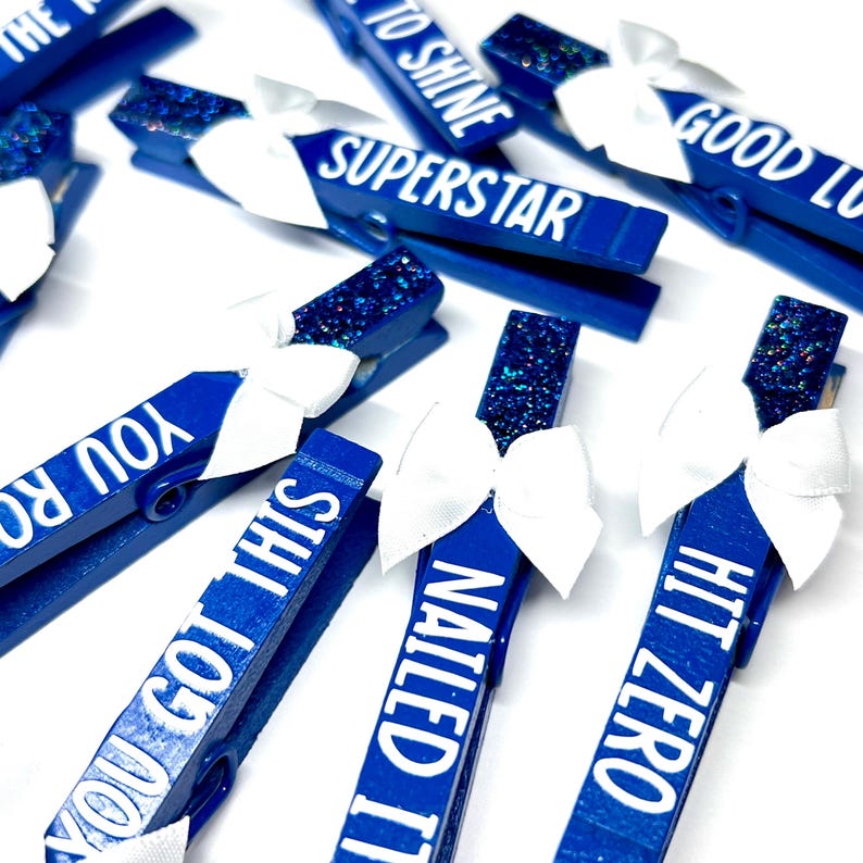BLUE CHEER SPIRIT 10 Glitter Cheer Pins, Team Spirit Pins, Good Luck ...