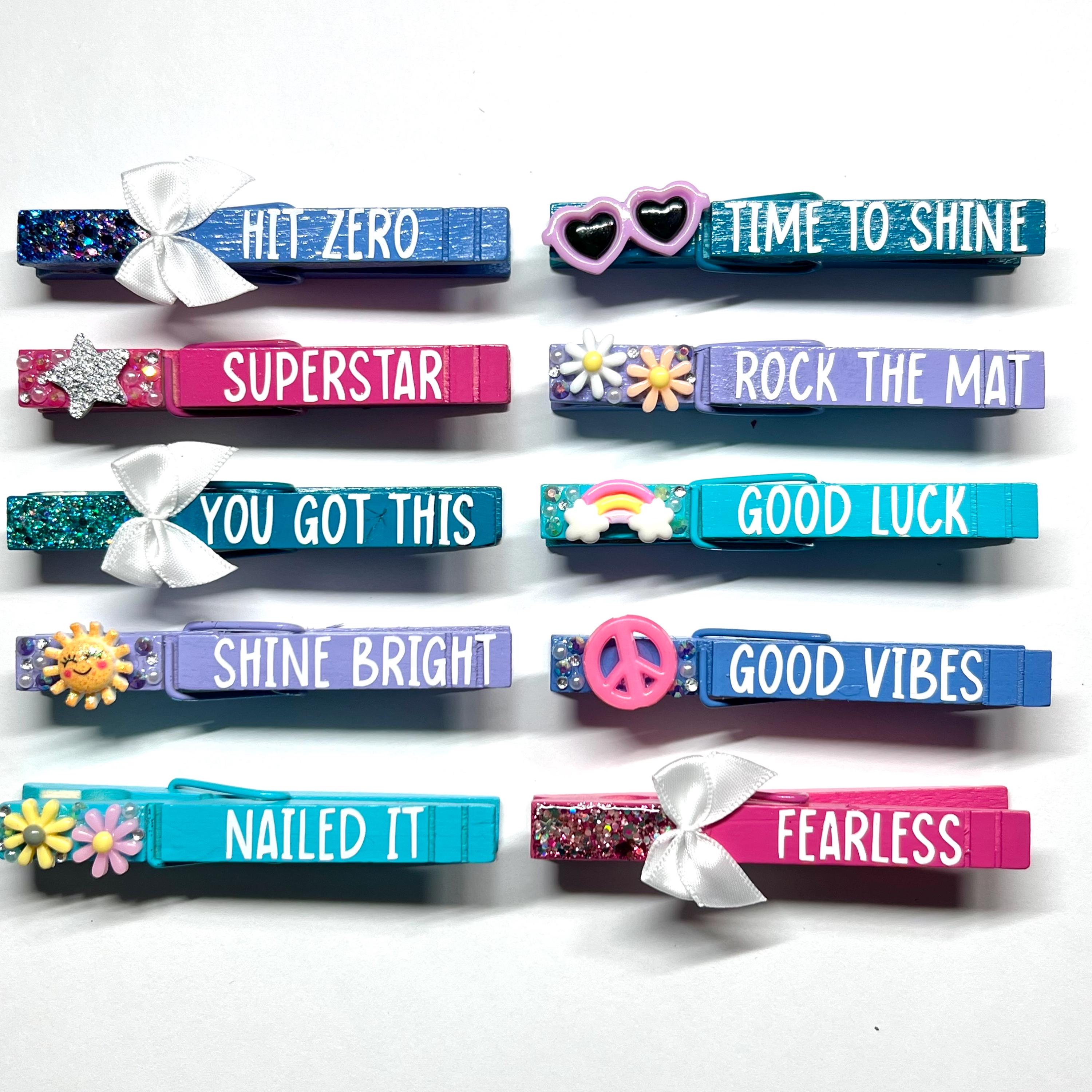 CHEER SPIRIT 10 Cheer Pins, Team Spirit Pins, Good Luck Cheer Pins ...