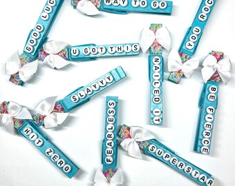 CHEER SPIRIT 10 Cheer Pins, Team Spirit Pins, Good Luck Cheer Pins ...