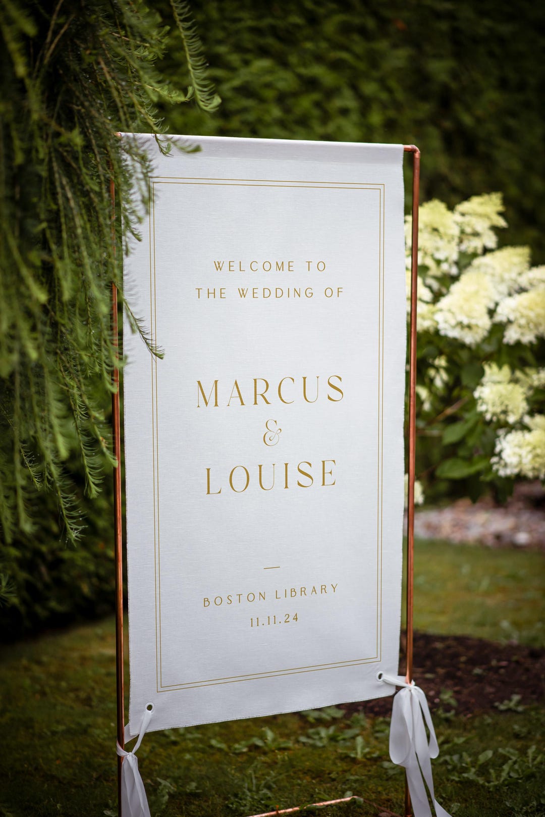 Elegant Welcome Wedding Sign, Custom Linen Fabric Sign, Classic Style ...