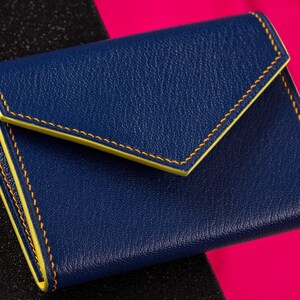 PDF Pattern for a Woman Wallet and Video Tutorial by Crafted Workshop ...