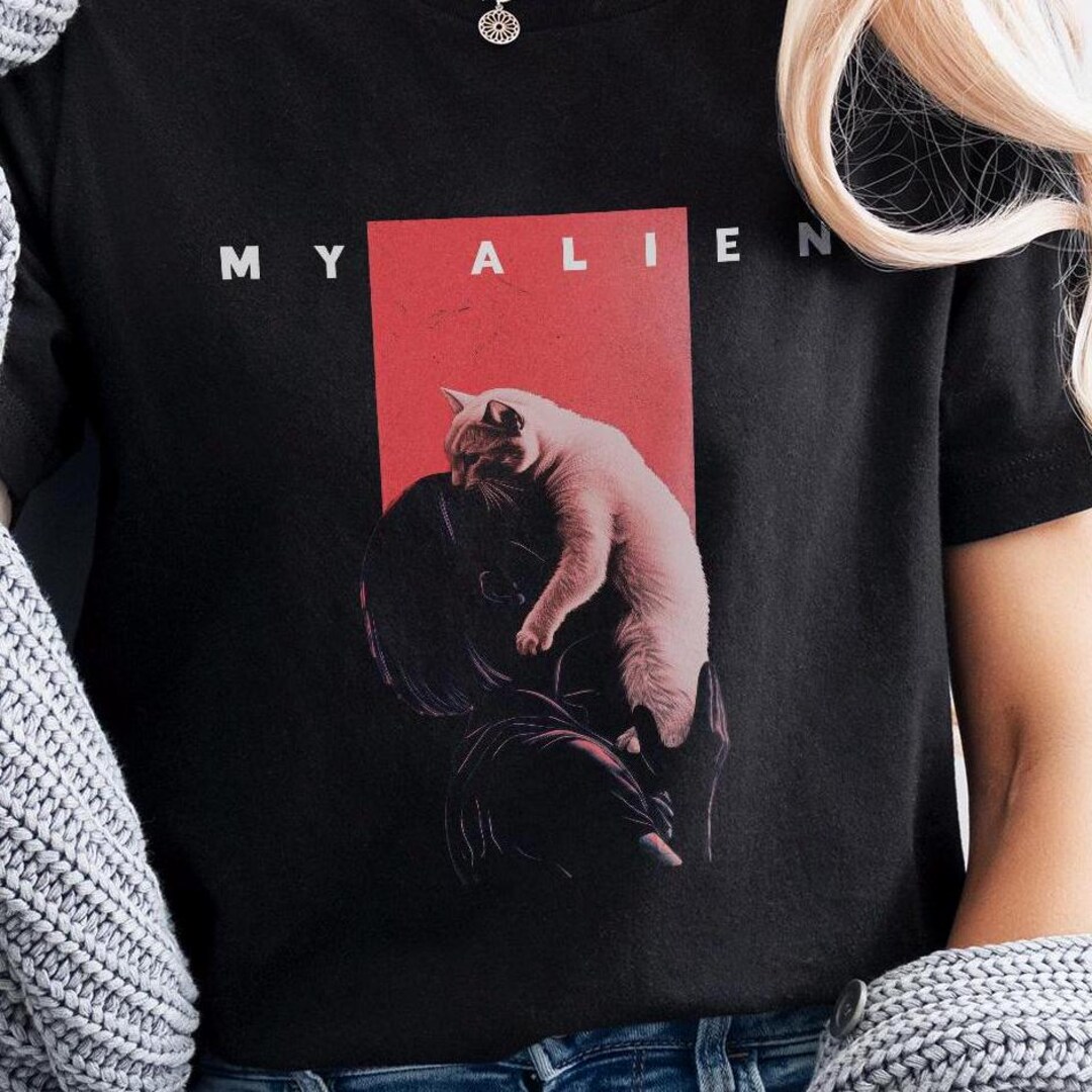 My Alien Cat Shirt, Alien Movie T-shirt, Gift for Alien Fans, Xenomorph ...