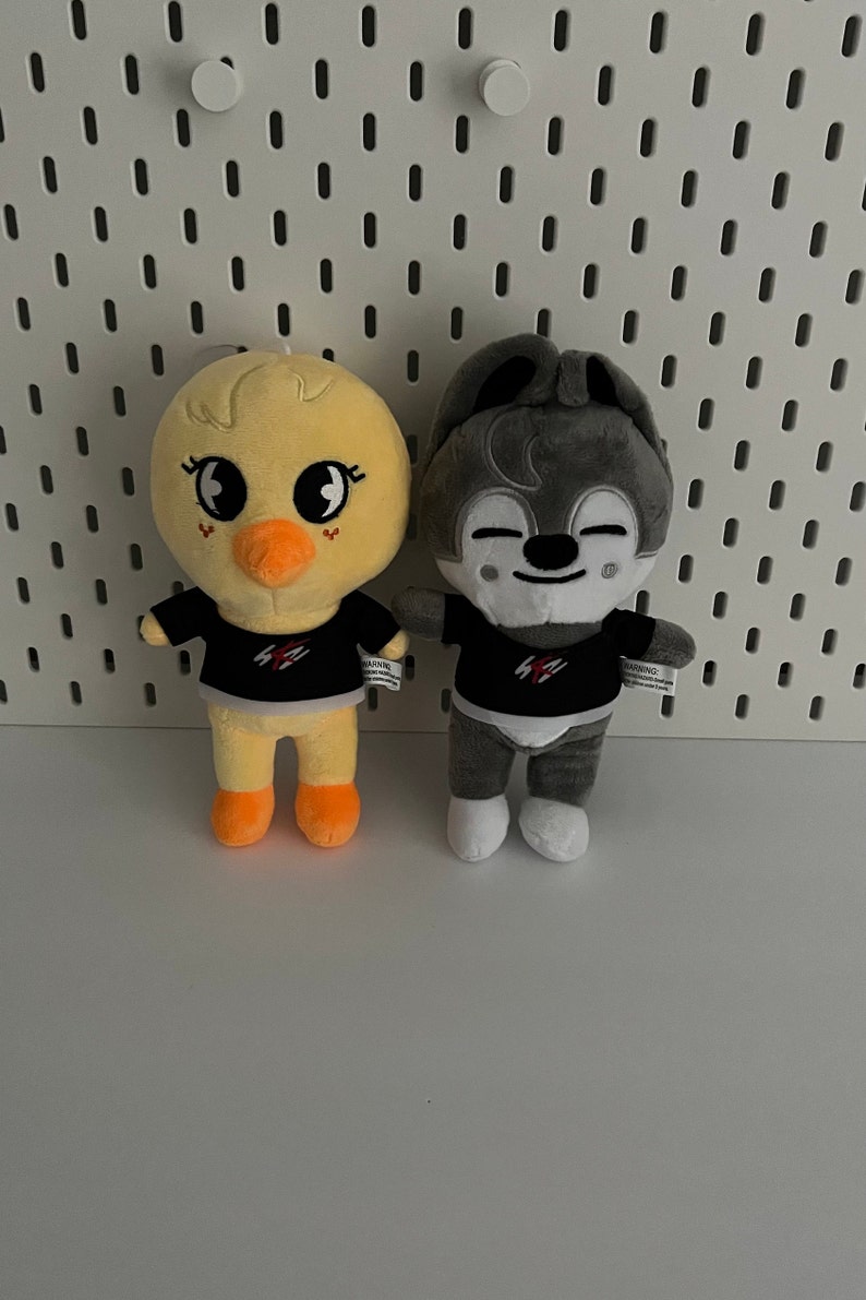 STRAYKIDS SKZOO PLUSH Wolfchan Leebit Dwaekki Jiniret Hanquokka Bbokari Puppym Foxl.ny K-pop ...