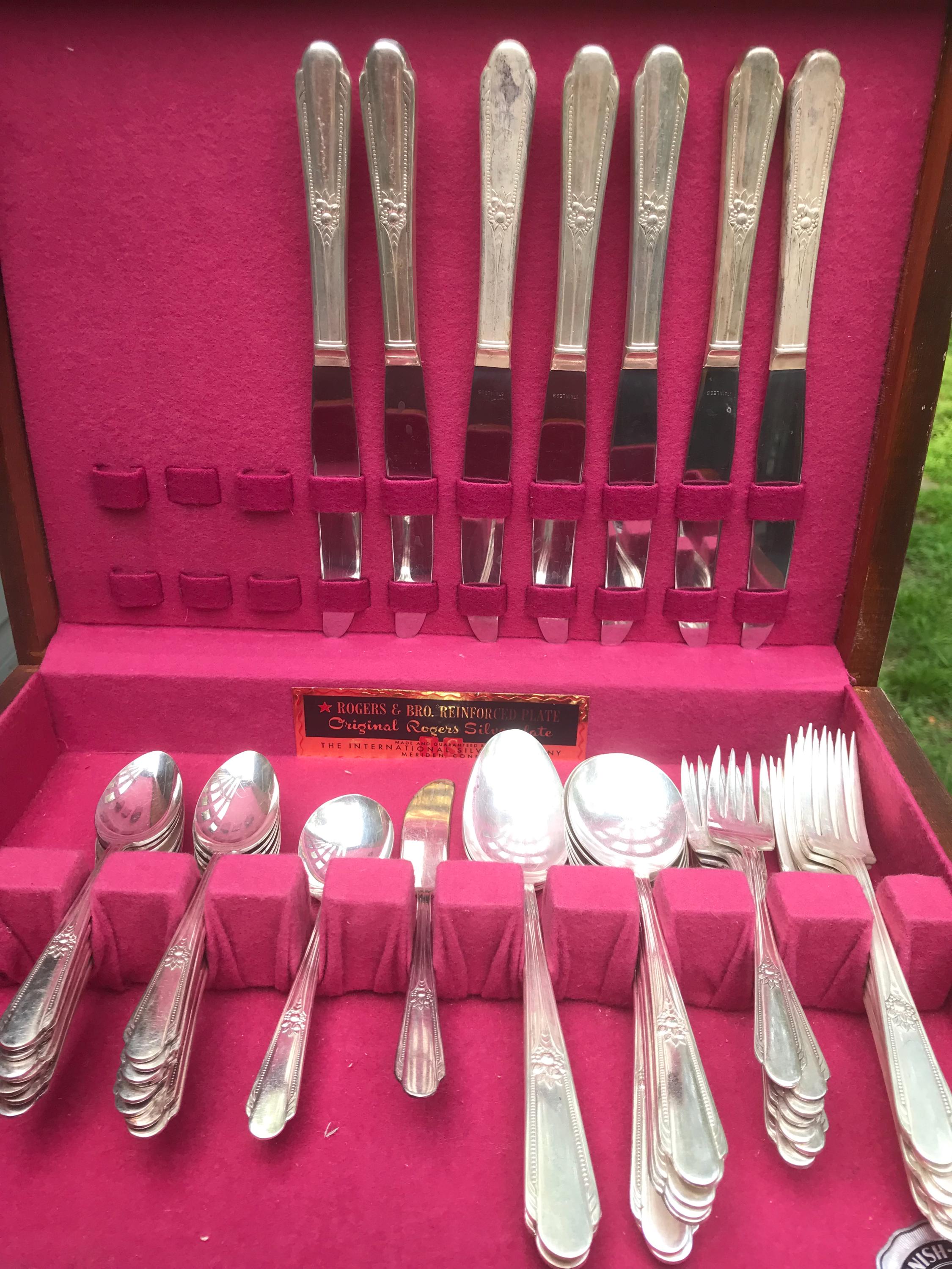 Vintage 1937 Silverplate Flatware ~ Wm Rogers / Int Silver Hiawatha ...
