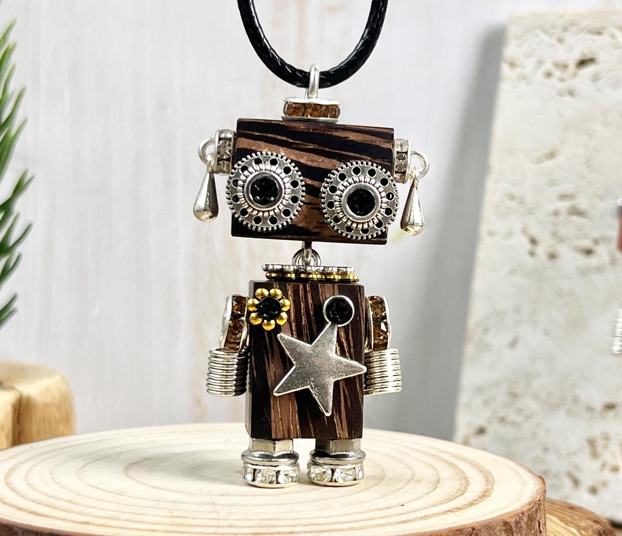 Cute Mini Steampunk Robot Key Chain Charms, Cool Wooden Robot Keyring ...
