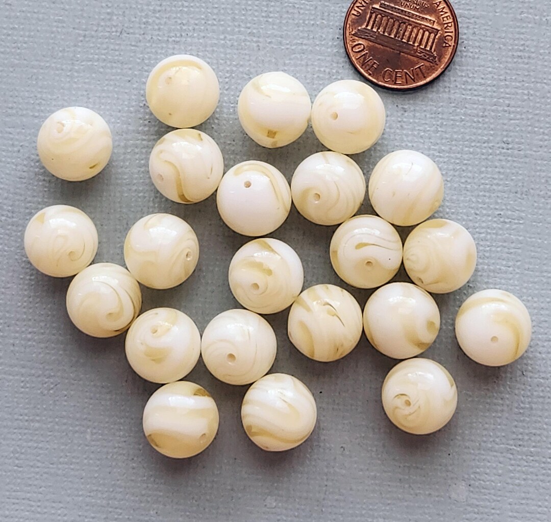 22 Round 12mm Marble Patterned Pale Yellow and Ivory Color Vintage ...
