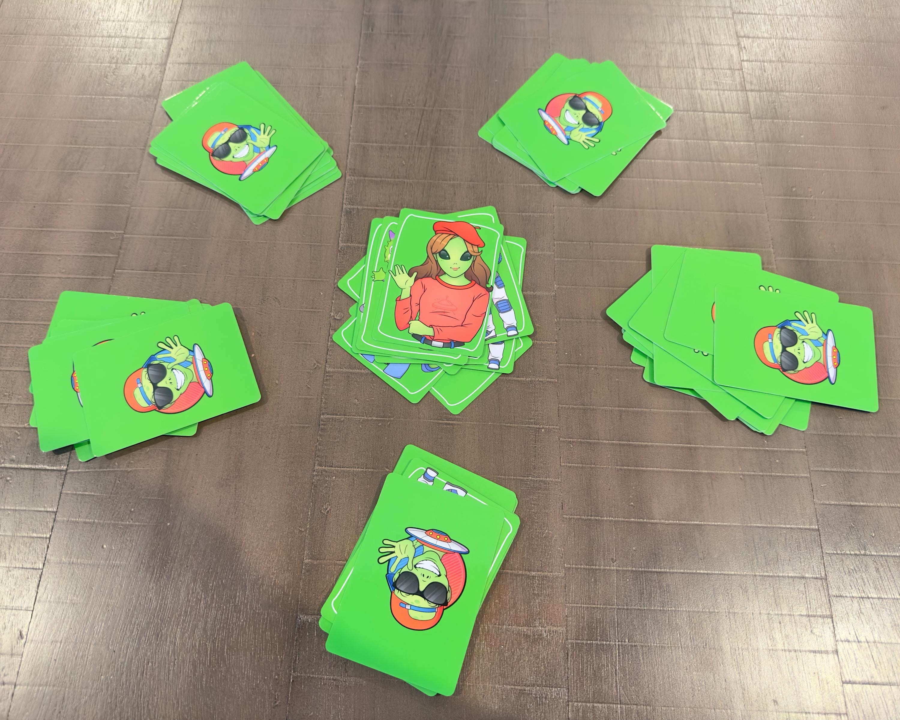 Bonjour Alien Family Game Cards. Fast & Fun Party or Vacation Game With ...