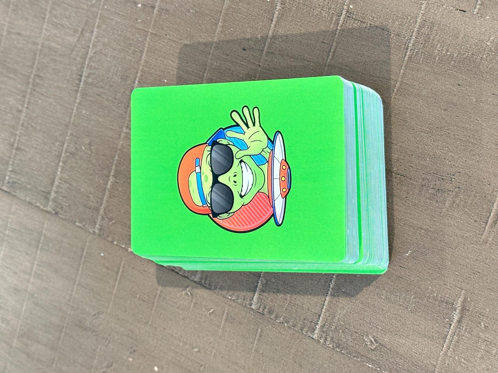 Bonjour Alien Family Game Cards. Fast & Fun Party or Vacation Game With ...