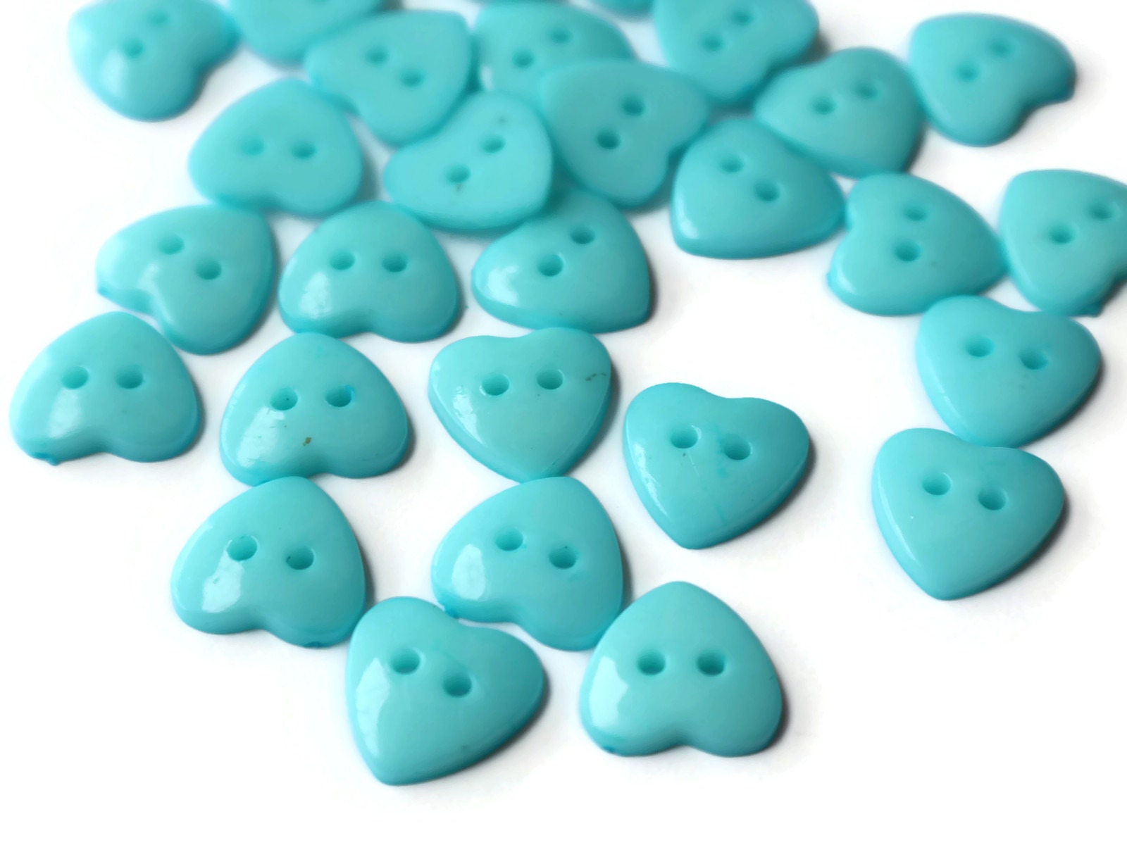 30 14mm Turquoise Heart Buttons Plastic Buttons Acrylic Buttons Love ...