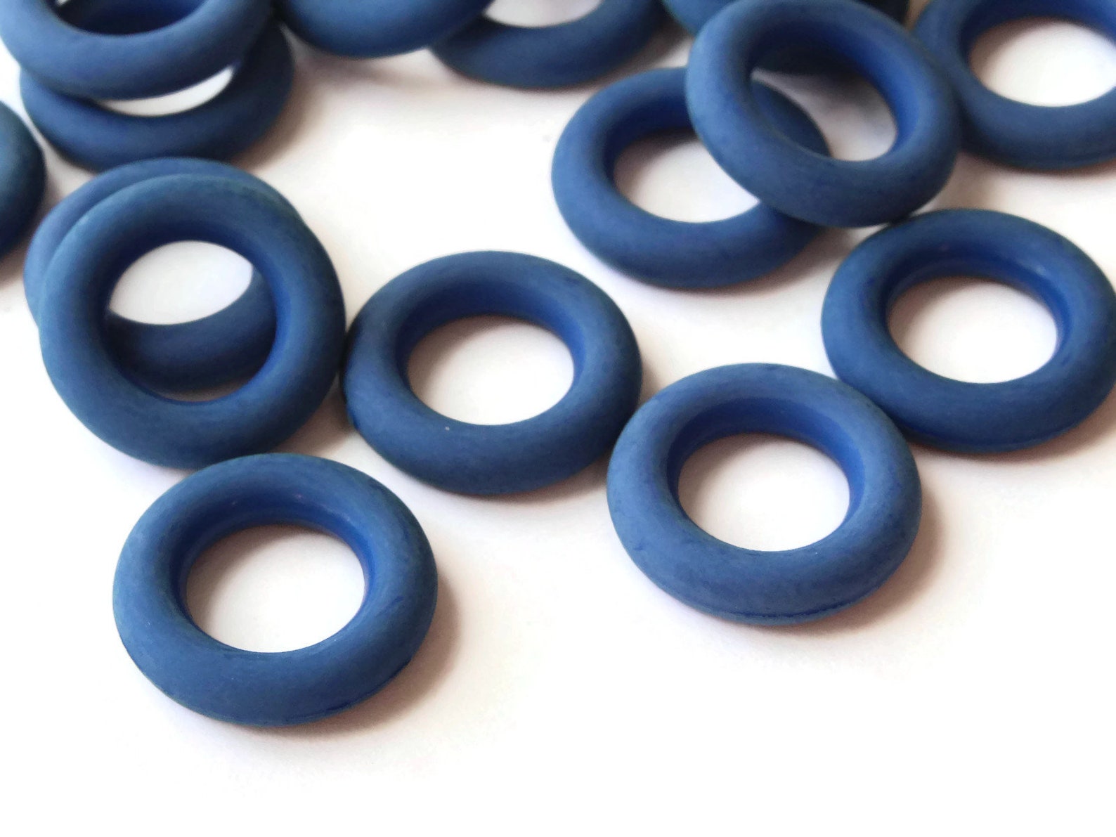 20 18mm Dark Blue Ring Beads Vintage Plastic Links Jewelry - Etsy