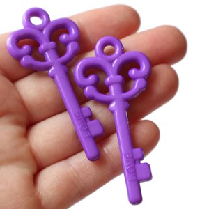 8 Purple Key Skeleton Key Charm Purple Pendant Acrylic Key Plastic Key ...