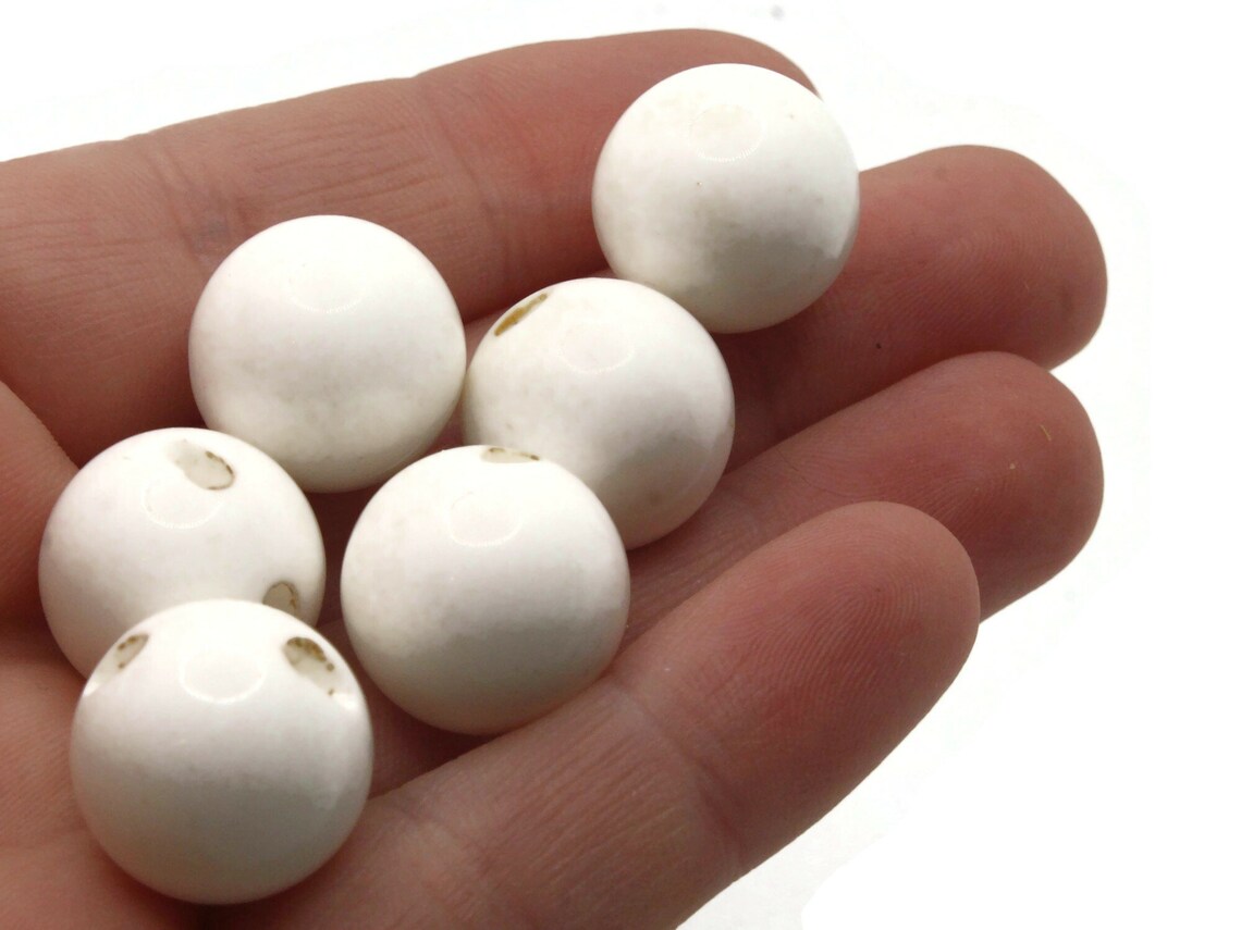 6 16mm 5/8 Inch White Ball Buttons Opaque Lucite Round Buttons Vintage ...