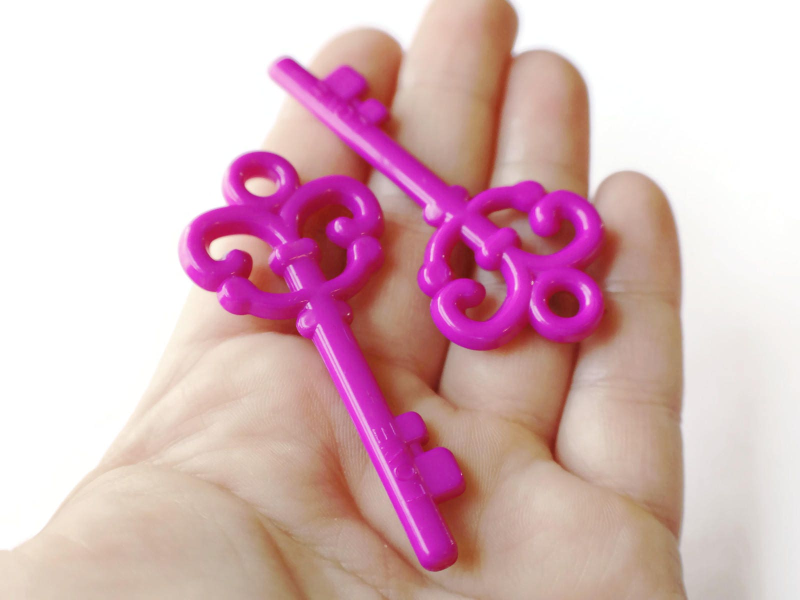 8 Bright Pink Key Skeleton Key Charm Plastic Key Pink Keys | Etsy