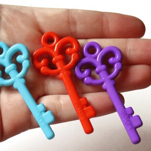 8 Mixed Color Key Plastic Key Skeleton Key Love Key Charms Pendants ...