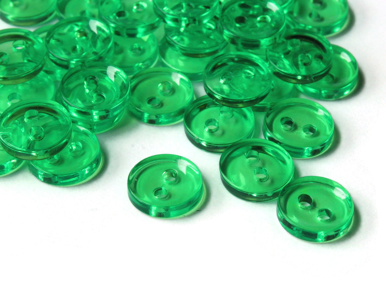 50 11mm Clear Green Buttons Flat Round Plastic Two Hole Buttons Jewelry ...
