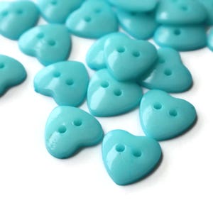 30 14mm Turquoise Heart Buttons Plastic Buttons Acrylic Buttons Love ...