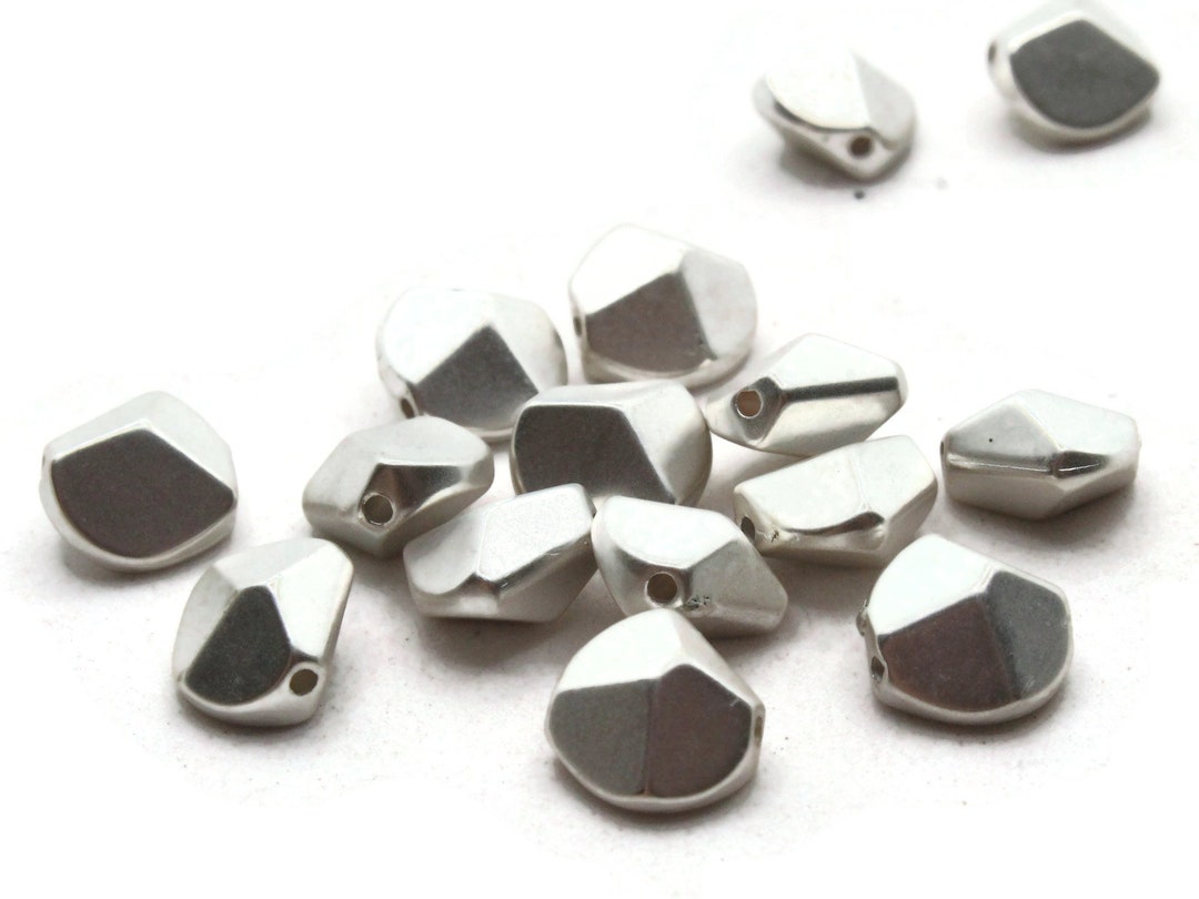 15 9mm Silver Faceted Round Coin Beads Vintage Silver Plated Plastic ...