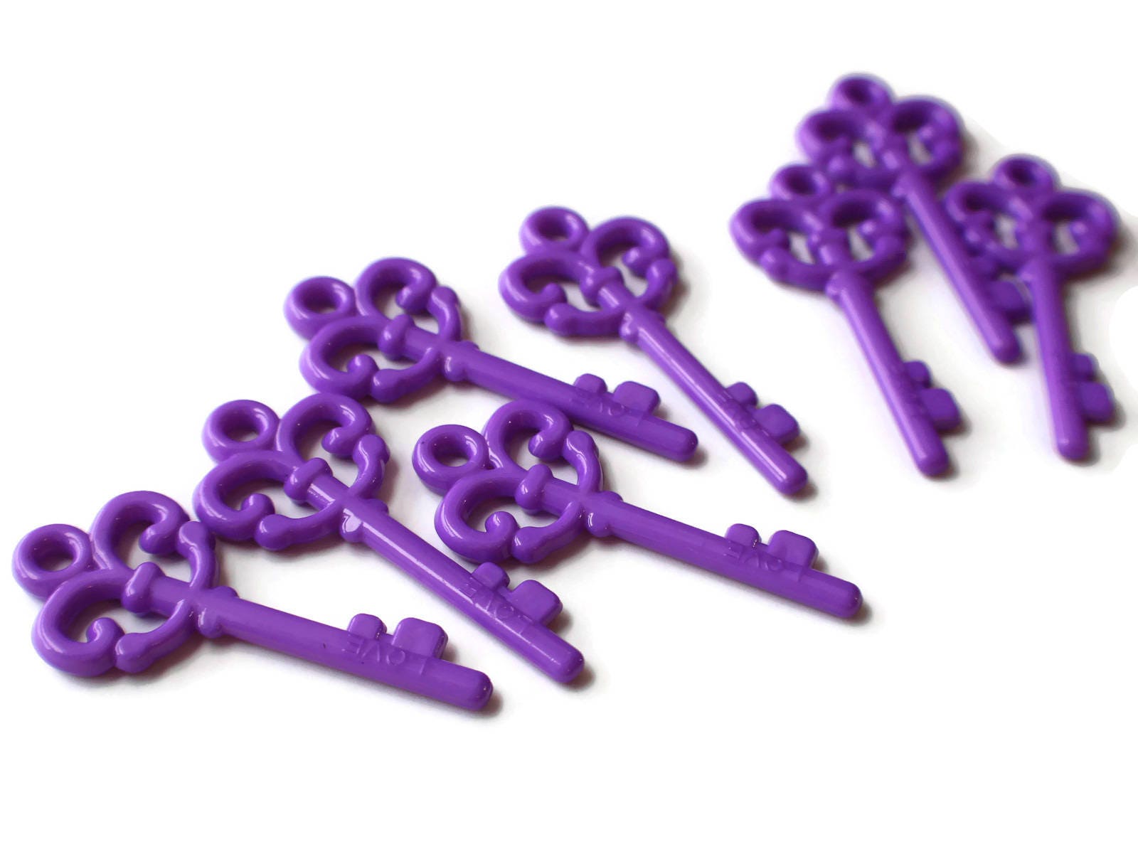 8 Purple Key Skeleton Key Charm Purple Pendant Acrylic Key - Etsy