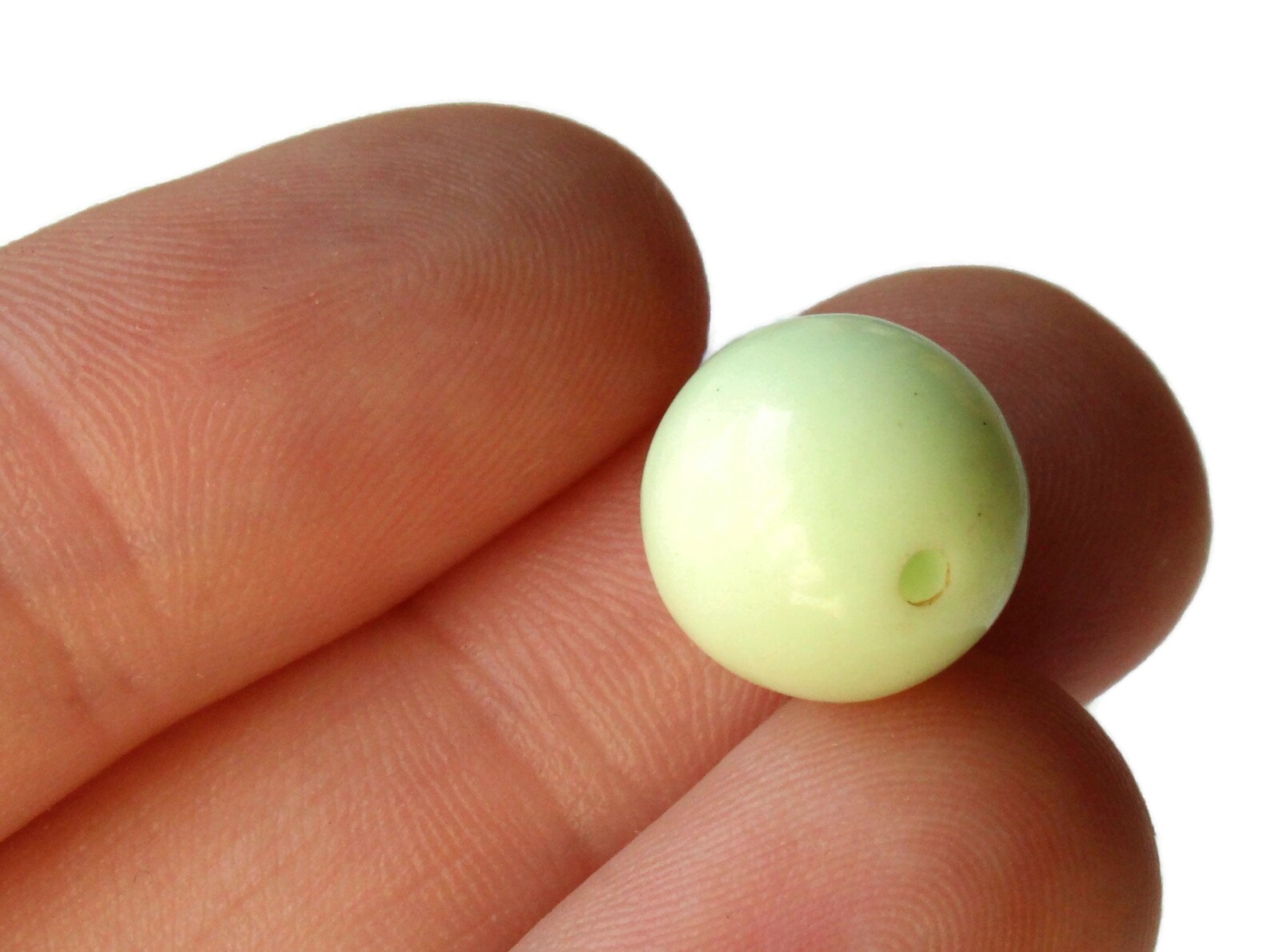 20 12mm Beads Large Round Light Green Beads Vintage Lucite Beads ...