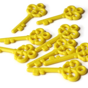 8 Yellow Key Plastic Key Skeleton Key Charm Key Pendant Love Key ...