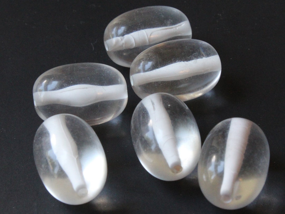 6 21mm Clear Oval Beads Vintage Lucite Beads Seamless Beads White Core ...