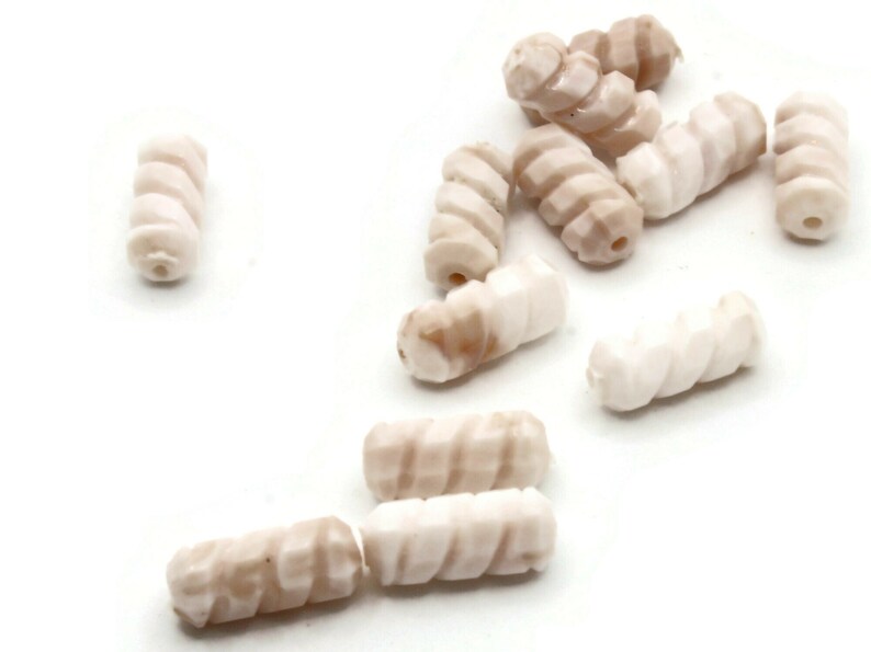 12 16mm Beige Vintage Plastic Beads Screw Tube Beads Jewelry Making ...