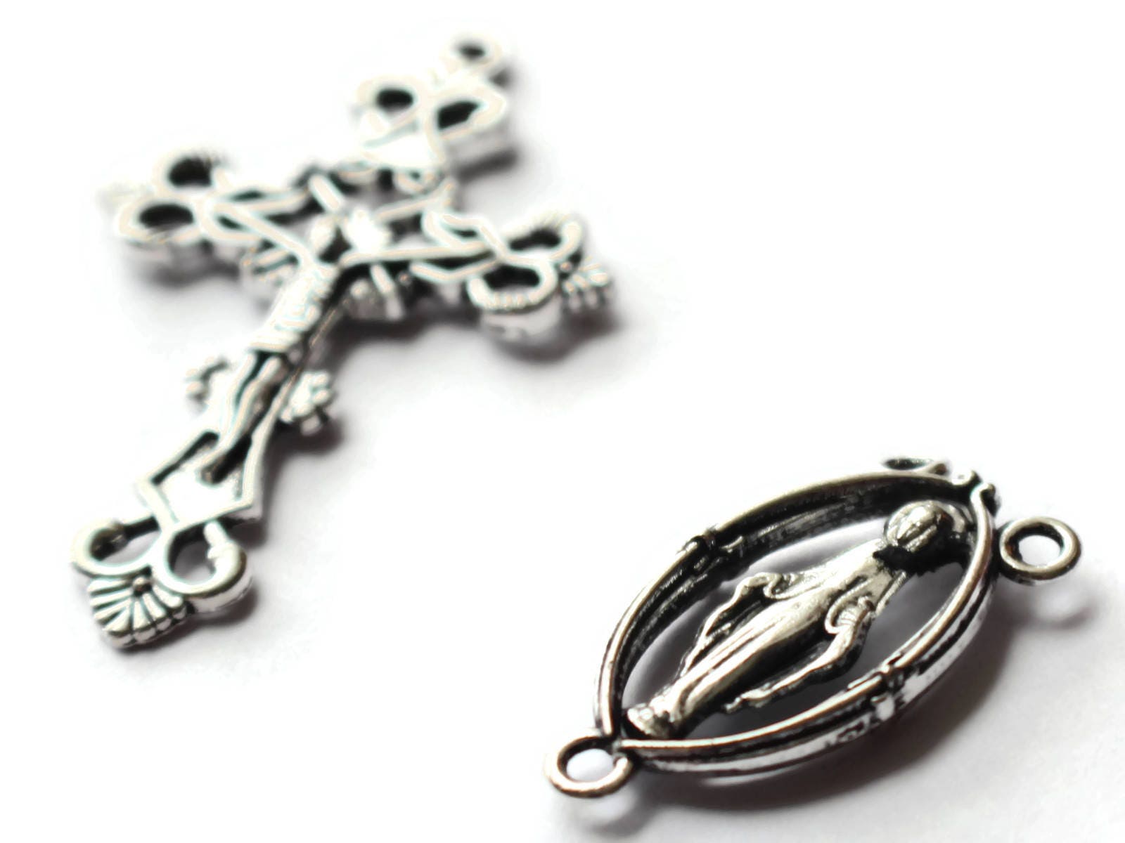 Rosary Crucifix and Centerpiece Catholic Pendant and Link Set Beading ...