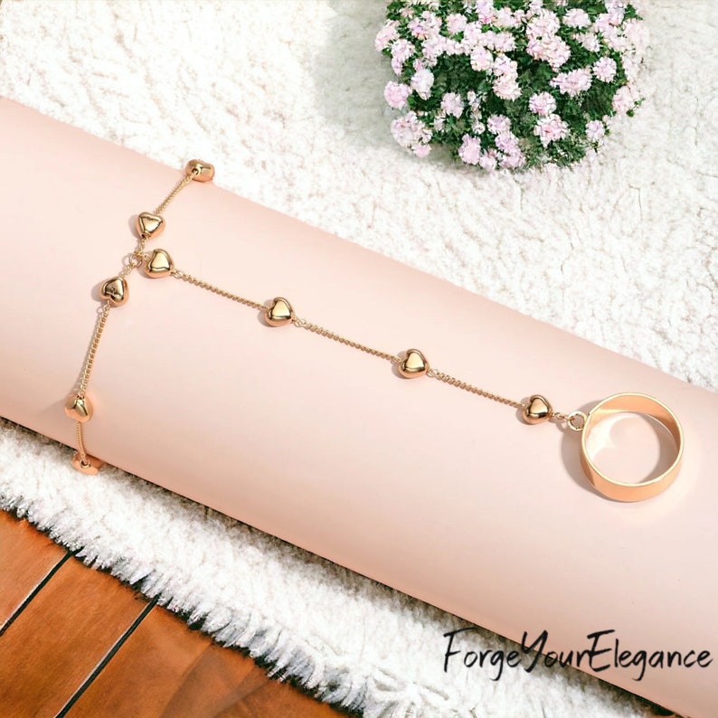 Delicate Gold Love Heart Hand Chain Love Heart Pendant Chains Ring ...