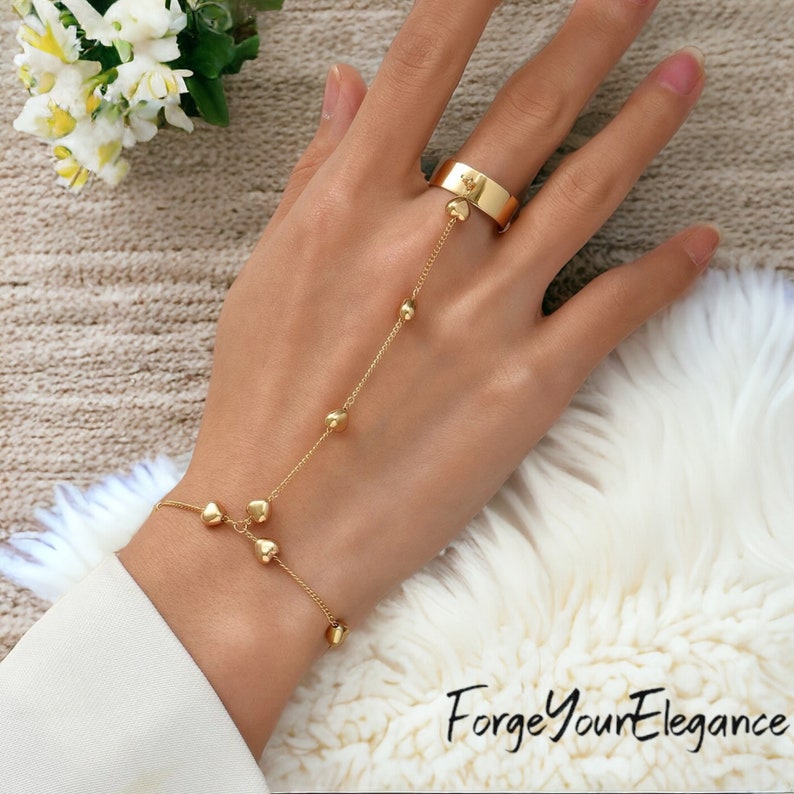 Delicate Gold Love Heart Hand Chain Love Heart Pendant Chains Ring ...