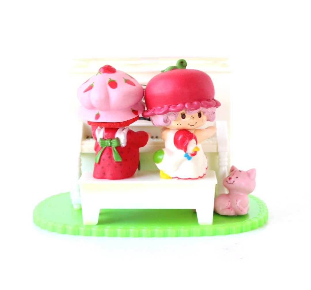 Vintage Strawberry Shortcake Wind-up Piano Music Box, Original Box ...