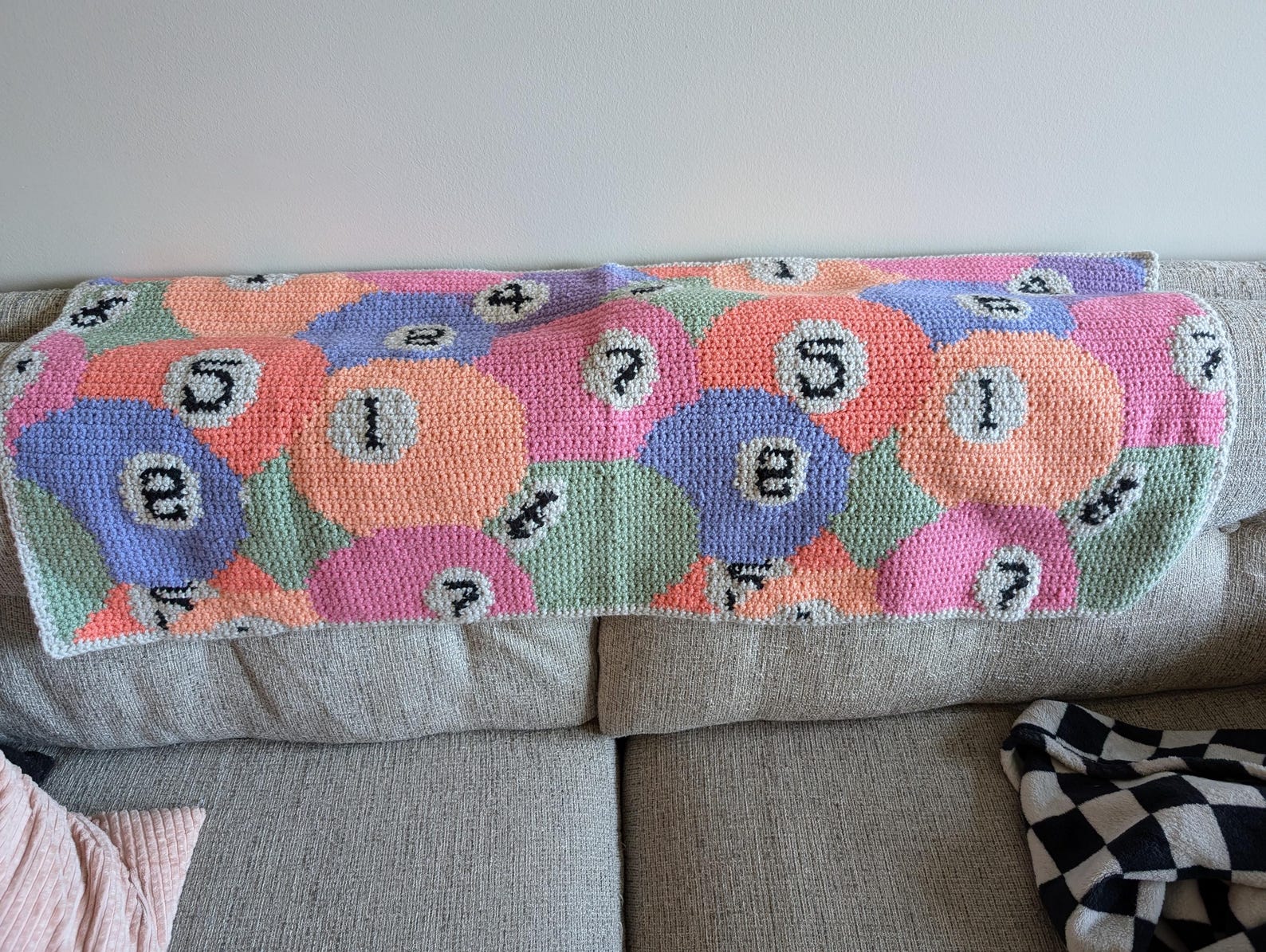Lucky D8 Pool Ball Crochet Tapestry Pattern - Etsy
