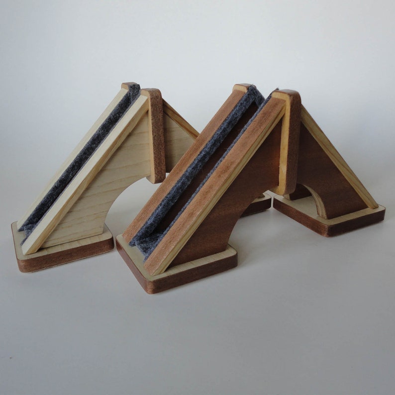 Laptop Vertical Stand Triangular, Laptop Vertical Holder, MacBook ...