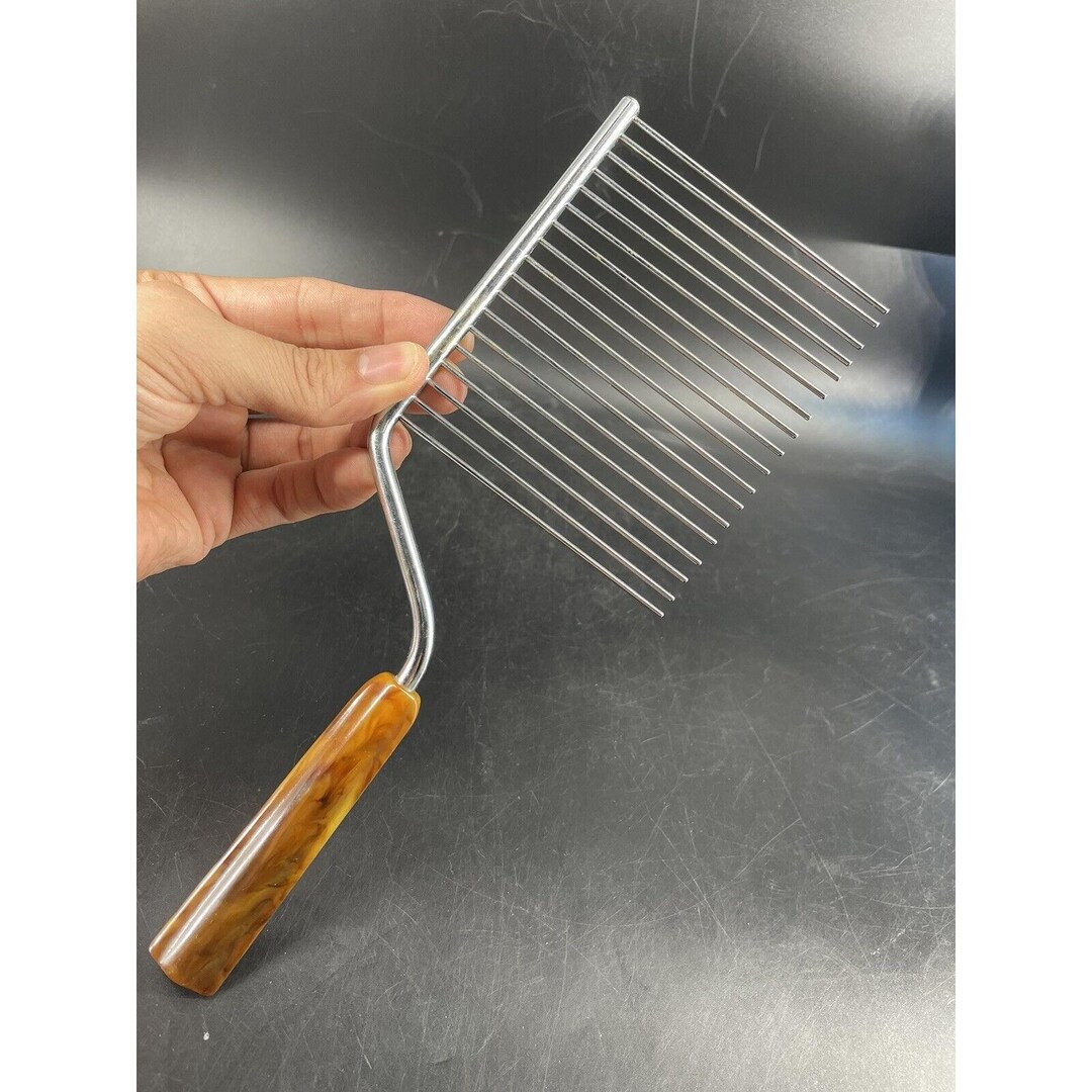 Vintage Angel Food Cake Cutter Butterscotch Brown Bakelite Handle - Etsy