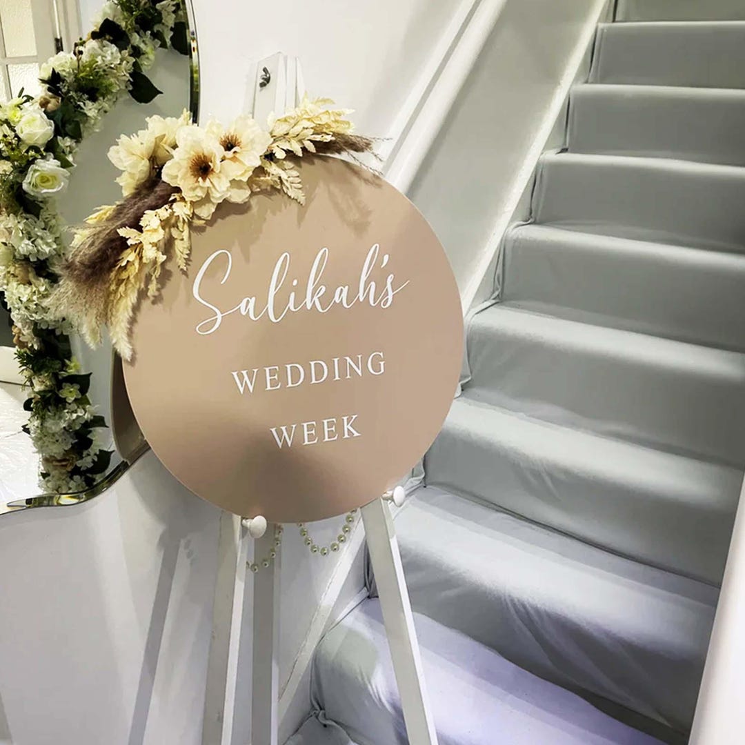 Beige Acrylic Round Wedding Welcome Sign, Custom Wedding Signage ...