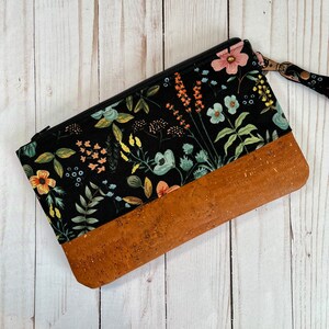 CORK WRISTLET | Black Floral Cork Clutch, Cork Leather Bag, Zipper ...