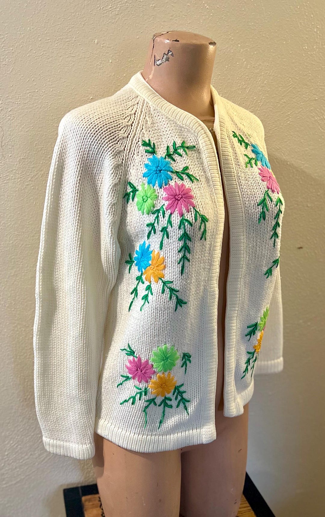 Vintage 1960s Embroidery Floral Cardigan Sweater Rockabilly Cottagecore ...