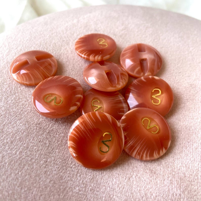 Set of 9 Vintage 70s Valentino Buttons Vintage Button With Gold Logo ...