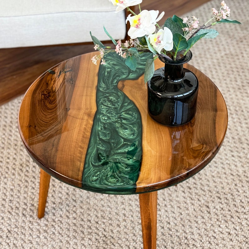 Round Live Edge Resin Coffee Table Epoxy Side Table Green River End ...