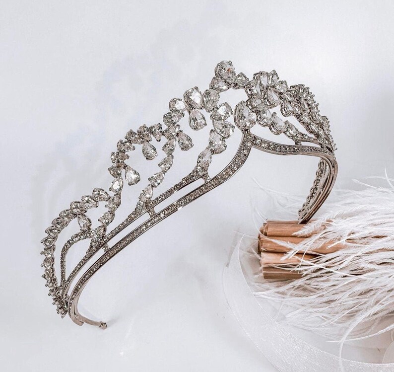 PRINCESS RAJWA - Simulated Diamonds Tiara - Etsy