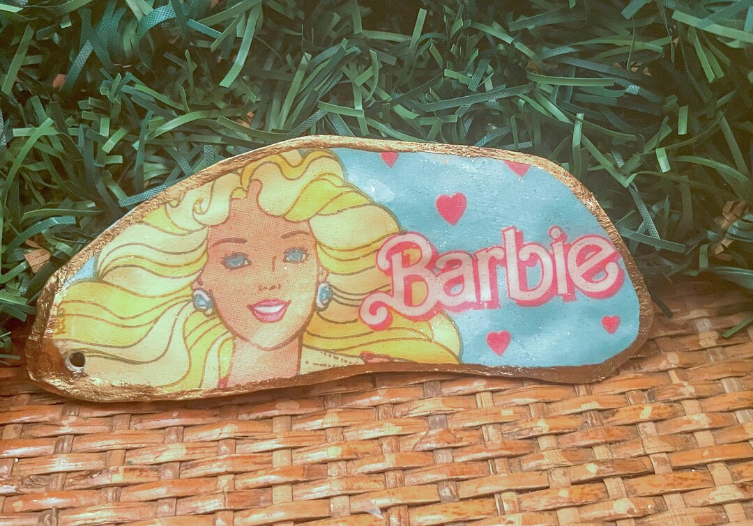Vintage 1980s Barbie Oyster Shell Ornament - Etsy