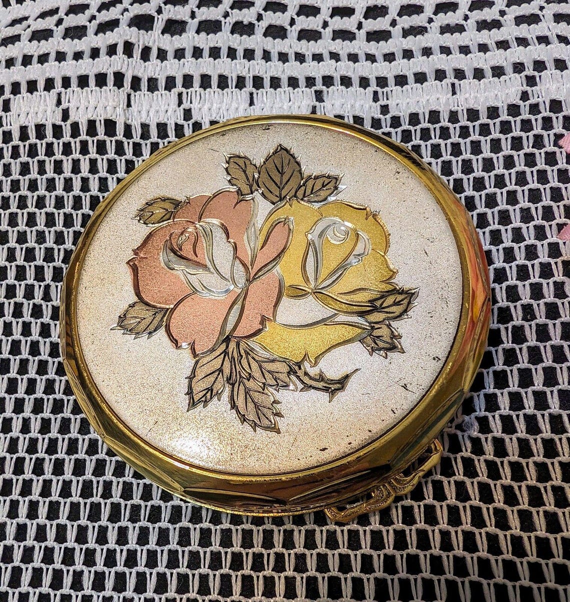 Vintage Pink Lady Powder Compact Mirror and Powder Puff - Etsy