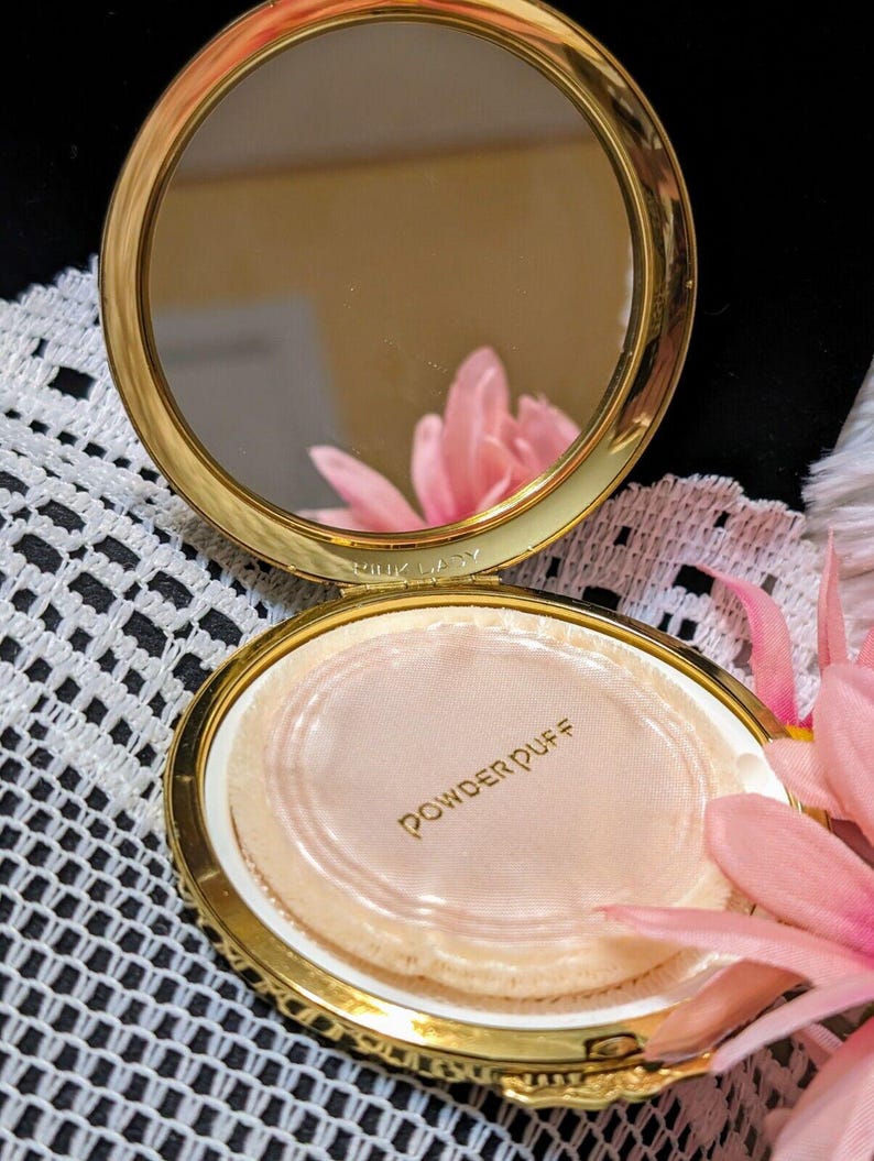 Vintage Pink Lady Powder Compact Mirror and Powder Puff - Etsy