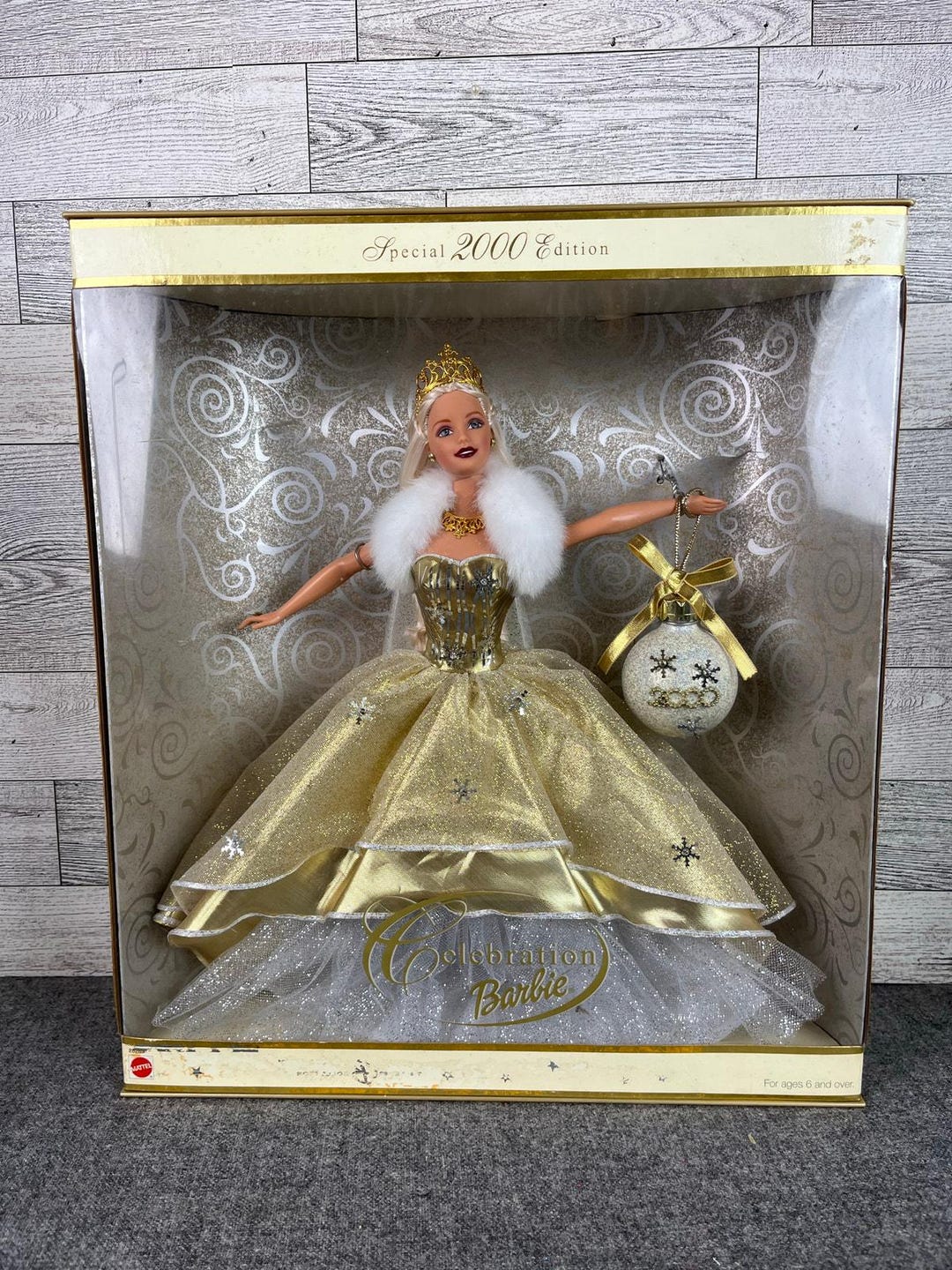 NEW CELEBRATION BARBIE 2000 Gold Gown Holiday Doll With Keepsake ...