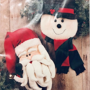Winter Welcome Hanging Santa and Snowman Sewing Pattern Indygo Junction ...