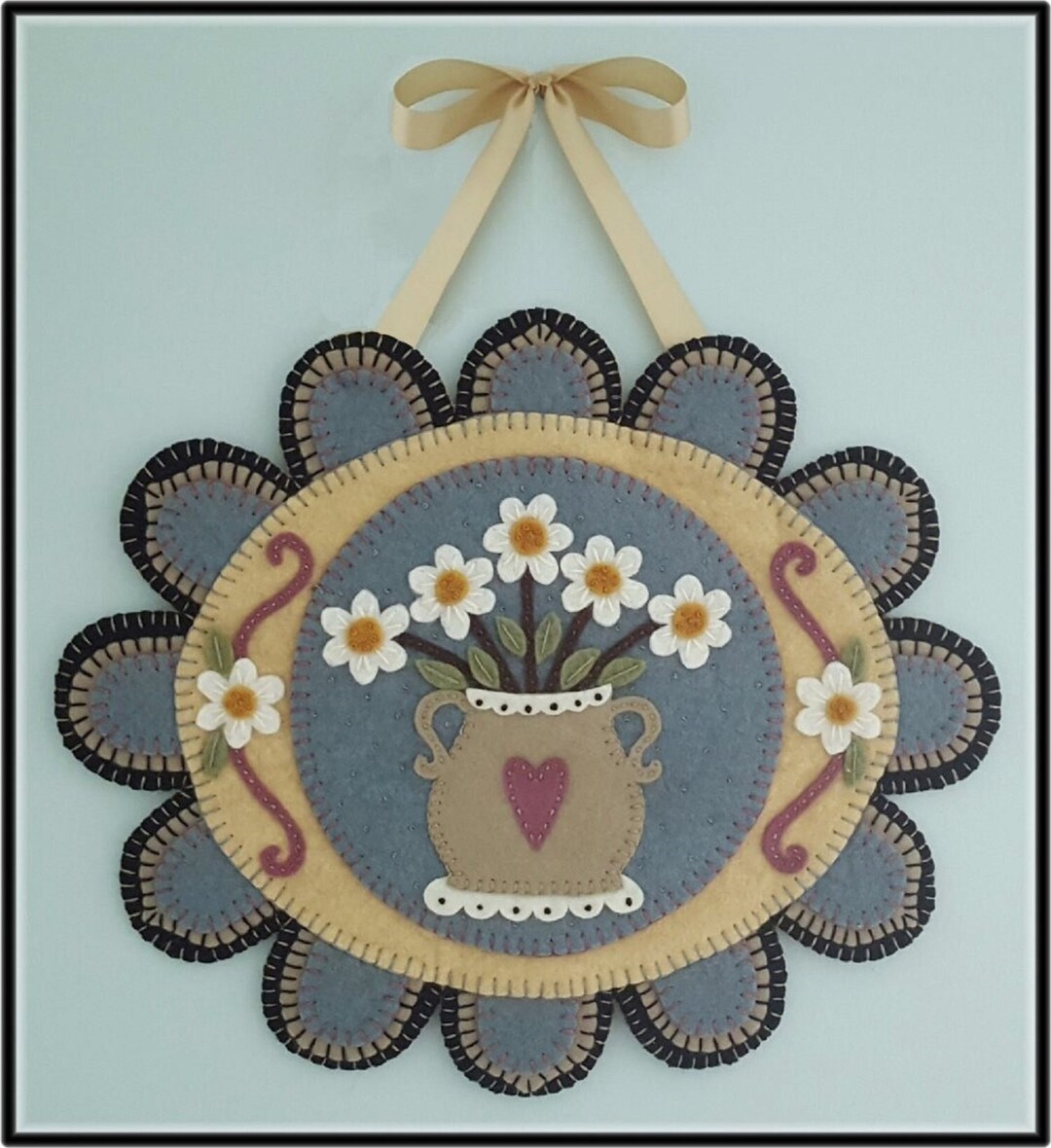 HE LOVES ME, Penny Rug Kit, Wool Felt Craft Kit, Wool Felt Applique ...